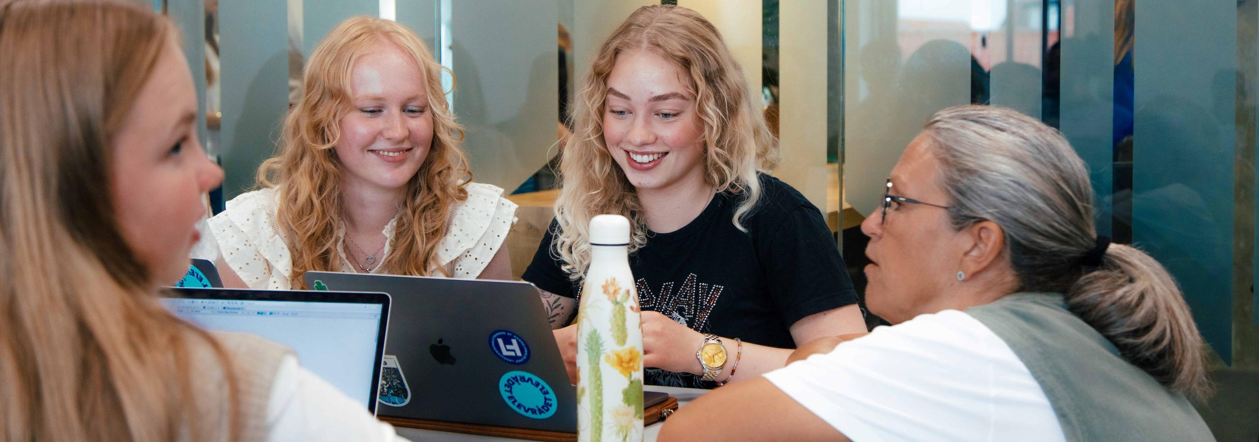 Læs om rekrutteringsprocessen på Mercantec